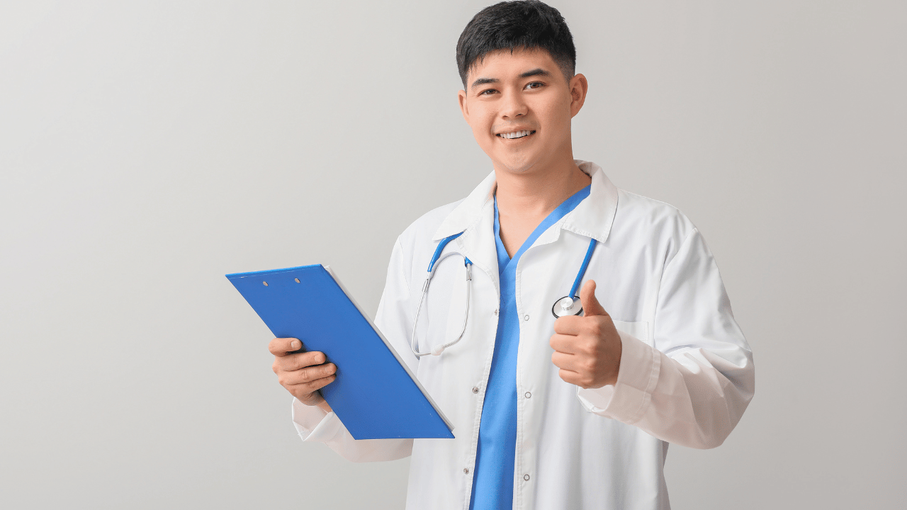 Trifocal IOL: Cost, Benefits & Side Effects 2025