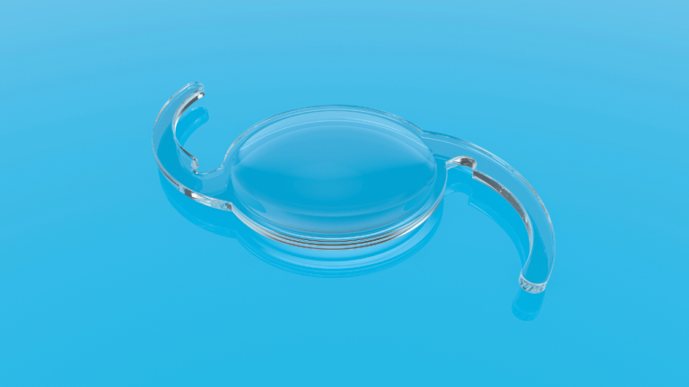 Best Lens for Cataract Surgery in India 2025